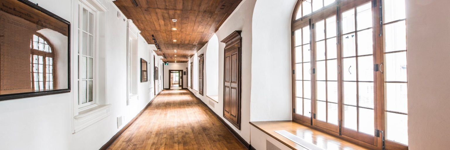 Sleeping in a monastery - Monastère des Augustines